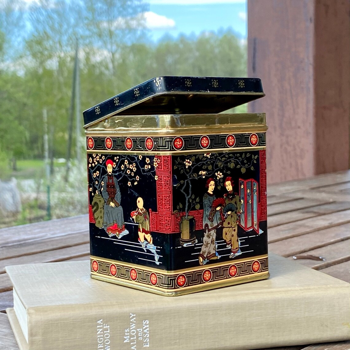 Oriental tea box Ceylon tea box with lid old tin box | Etsy