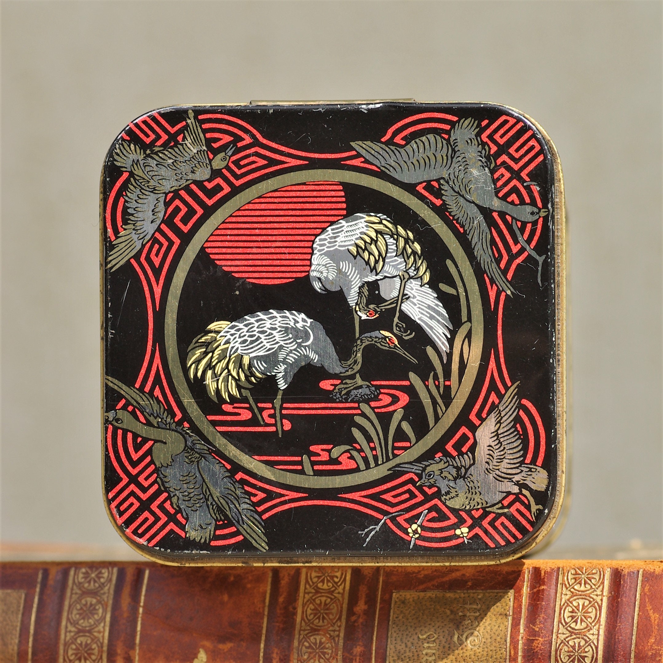 Oriental tea box Ceylon tea box with lid old tin box | Etsy