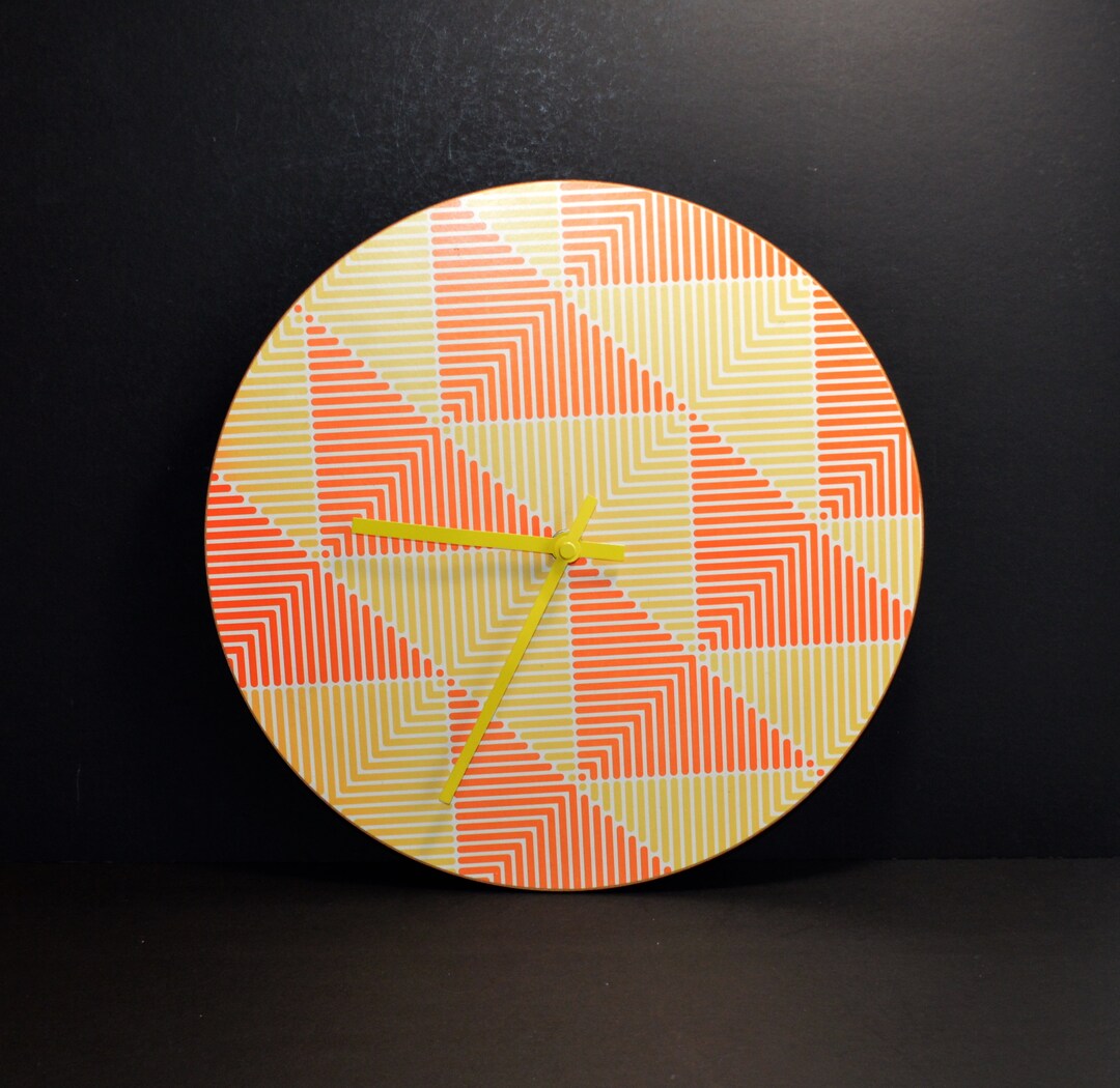 Oversized OP ART Wall Clock. Vintage Young Town Quartz Clock, Taiwan ...