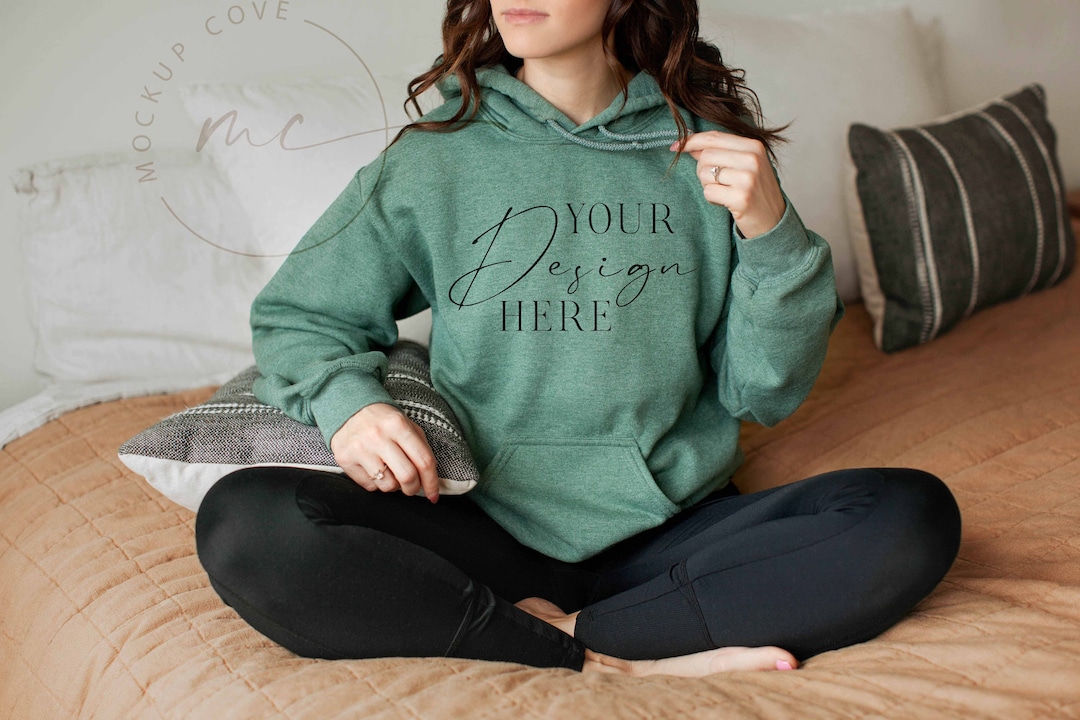 Heather Sport Dark Green Gildan 18500 Hooded Sweatshirt Mockup ...