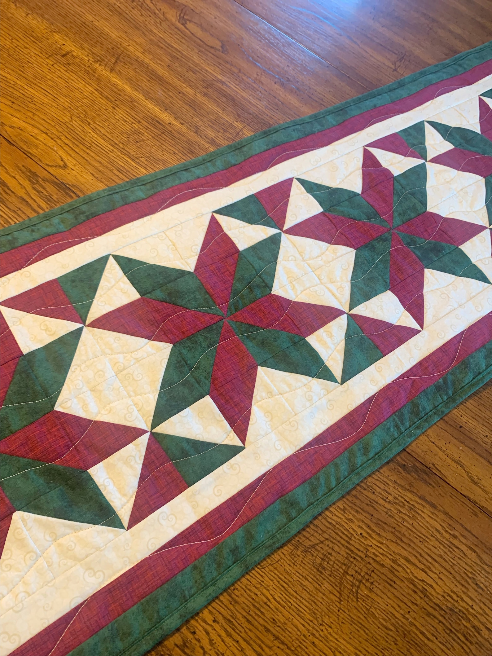 Patchwork Star Table Runner Pattern PDF by Simpson Designs Studio ...
