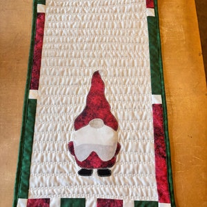 Christmas Gnomes Table Runner Pattern PDF by Simpson Designs Studio ...