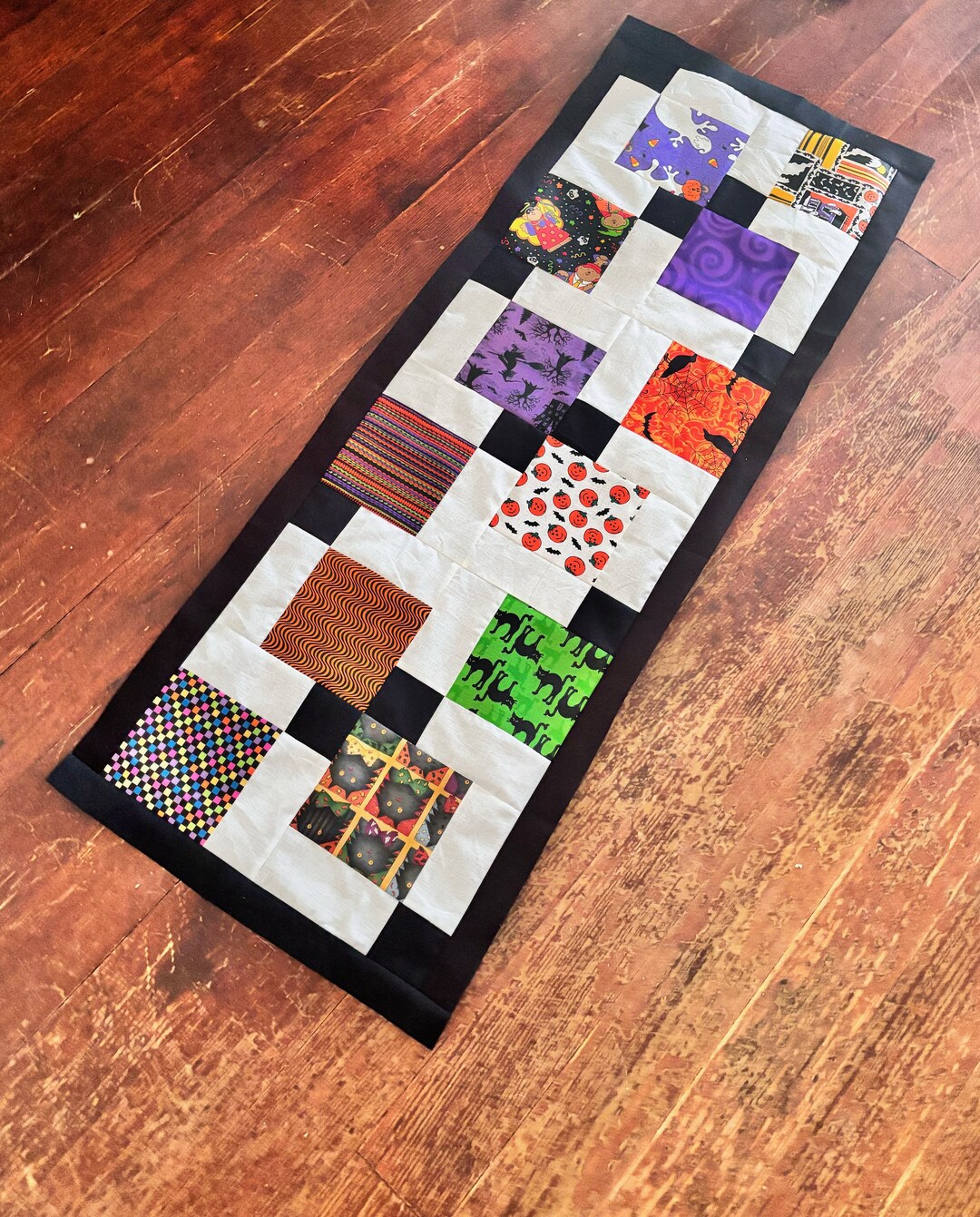 Disappearing Nine Patch Table Runner Pattern PDF by Simpson Designs ...