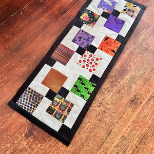 Disappearing Nine Patch Table Runner Pattern PDF by Simpson Designs Studio, Digital Pattern - Etsy