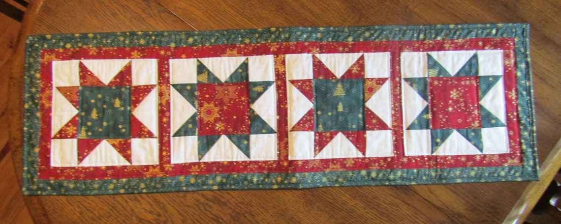 Christmas Star Table Runner Pattern PDF by Simpson Designs - Etsy
