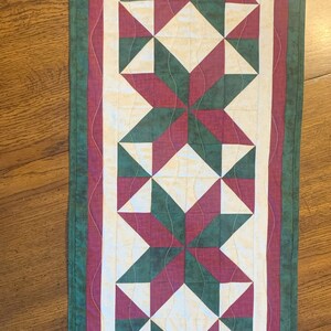 Patchwork Star Table Runner Pattern PDF by Simpson Designs Studio ...