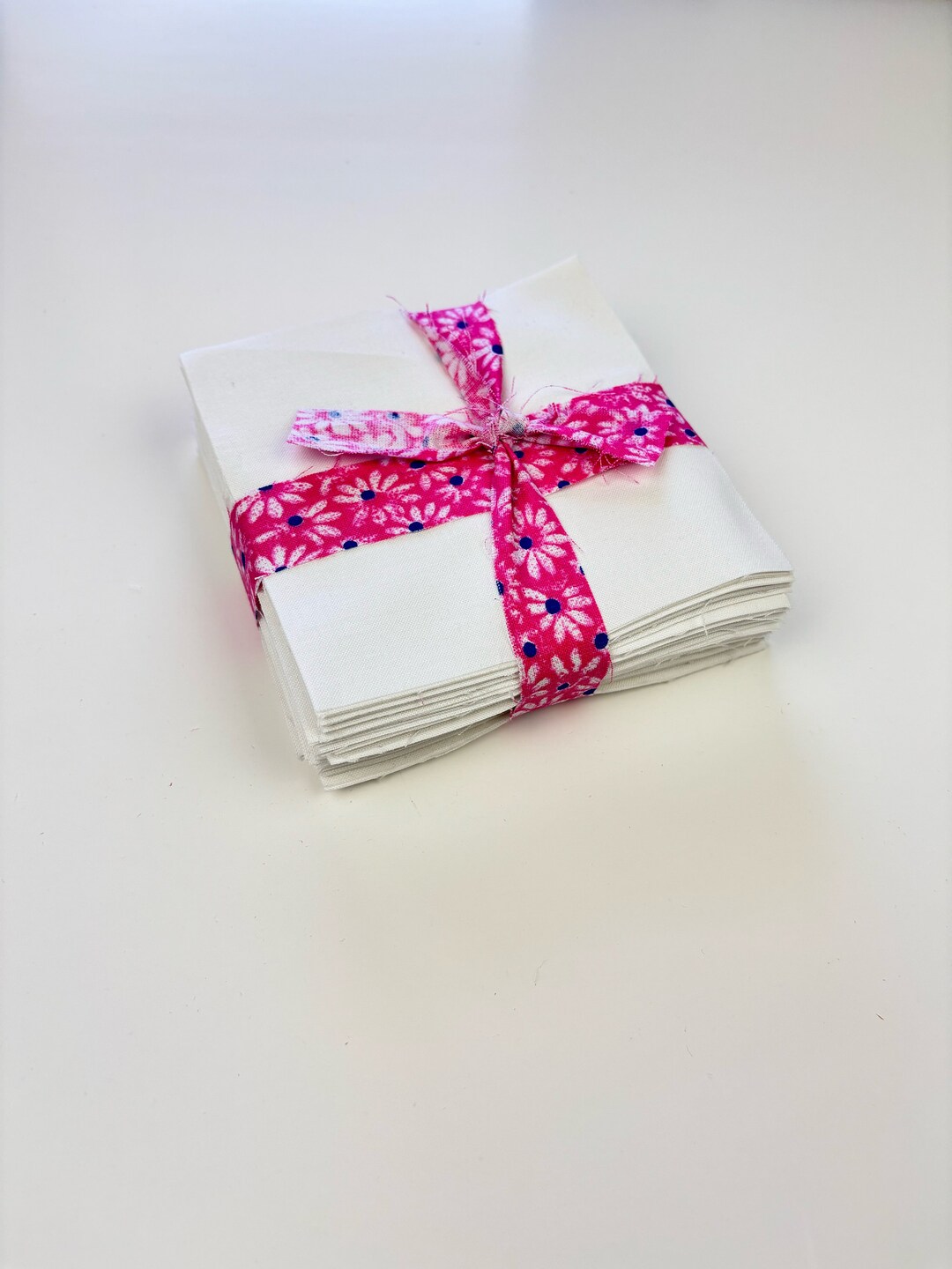 100 Pieces Solid White 5 Inch Squares Pre-cut 100% Cotton Quilt Fabric ...