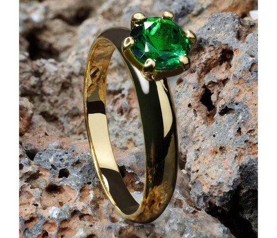 Titanium solitaire engagement rings store