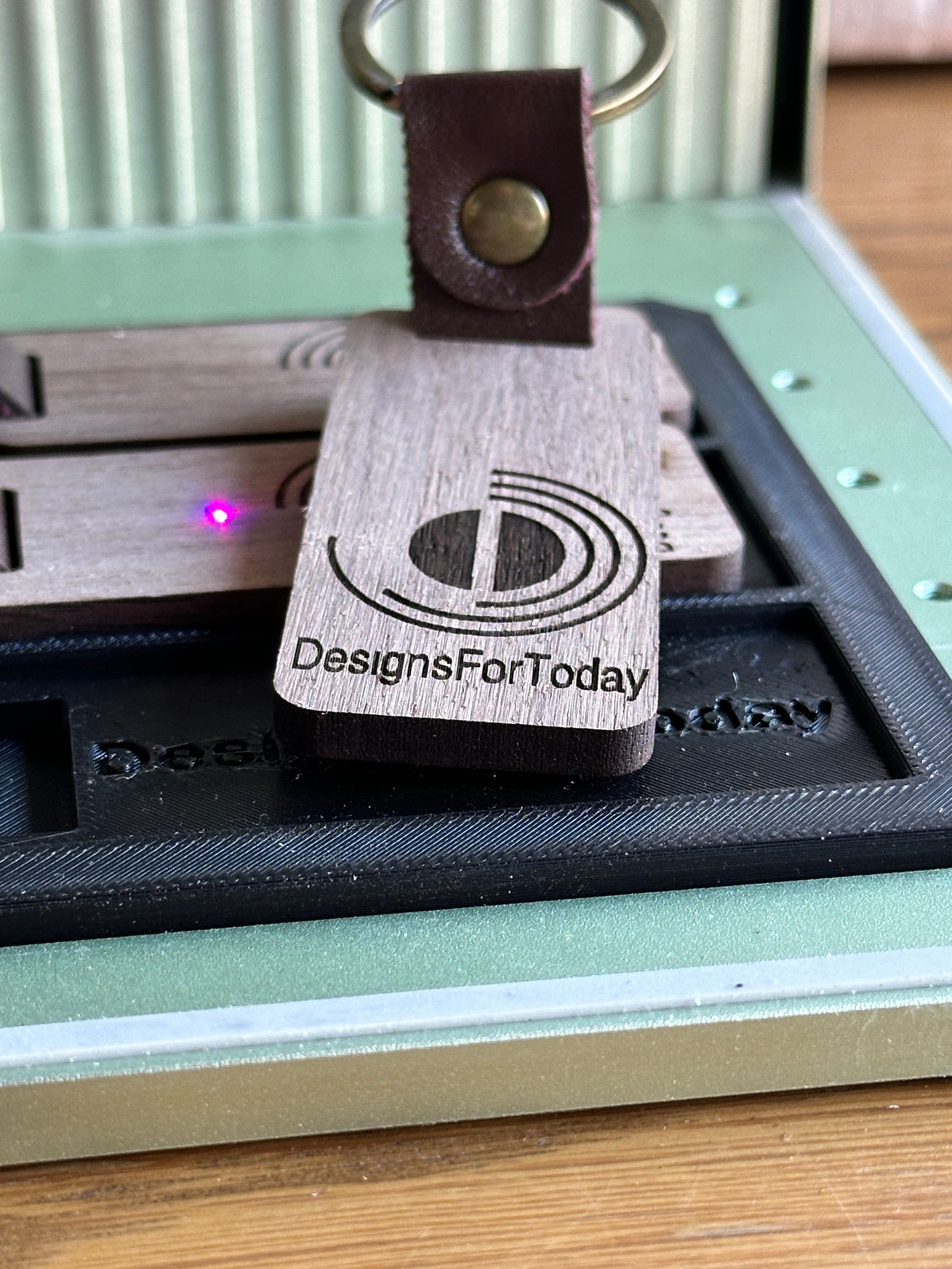 XTOOL F1 Jig/fixture for Wooden Key Tags - Etsy