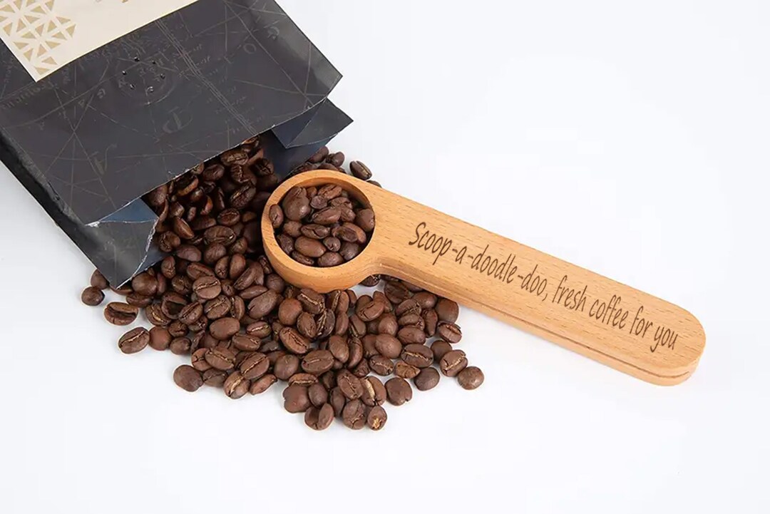 Funny 2-in-1 Coffee Scoop and Clip Beech Wood Spoon for Measuring ...