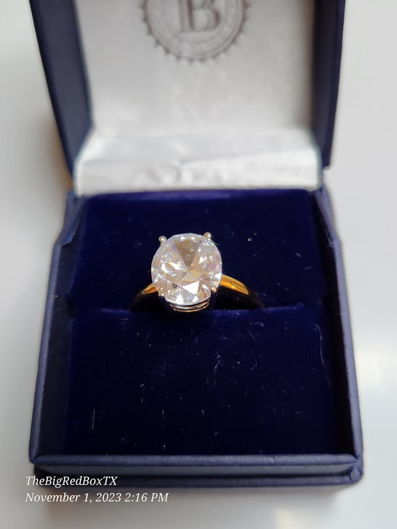 Diamonesk rings store