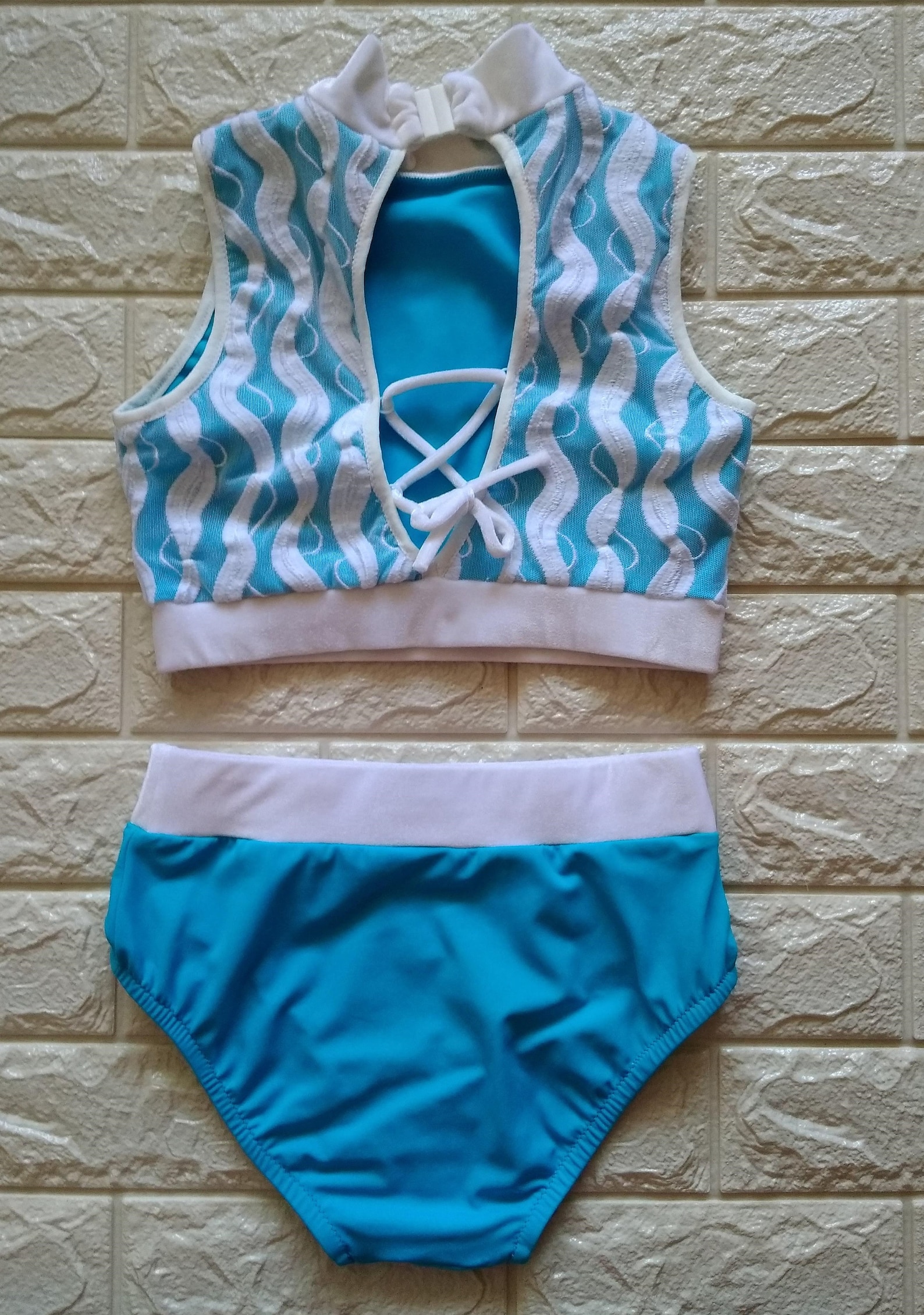 2 Piece Dance Set, Dancewear, Turquoise With White Lace. Size Child 12 ...