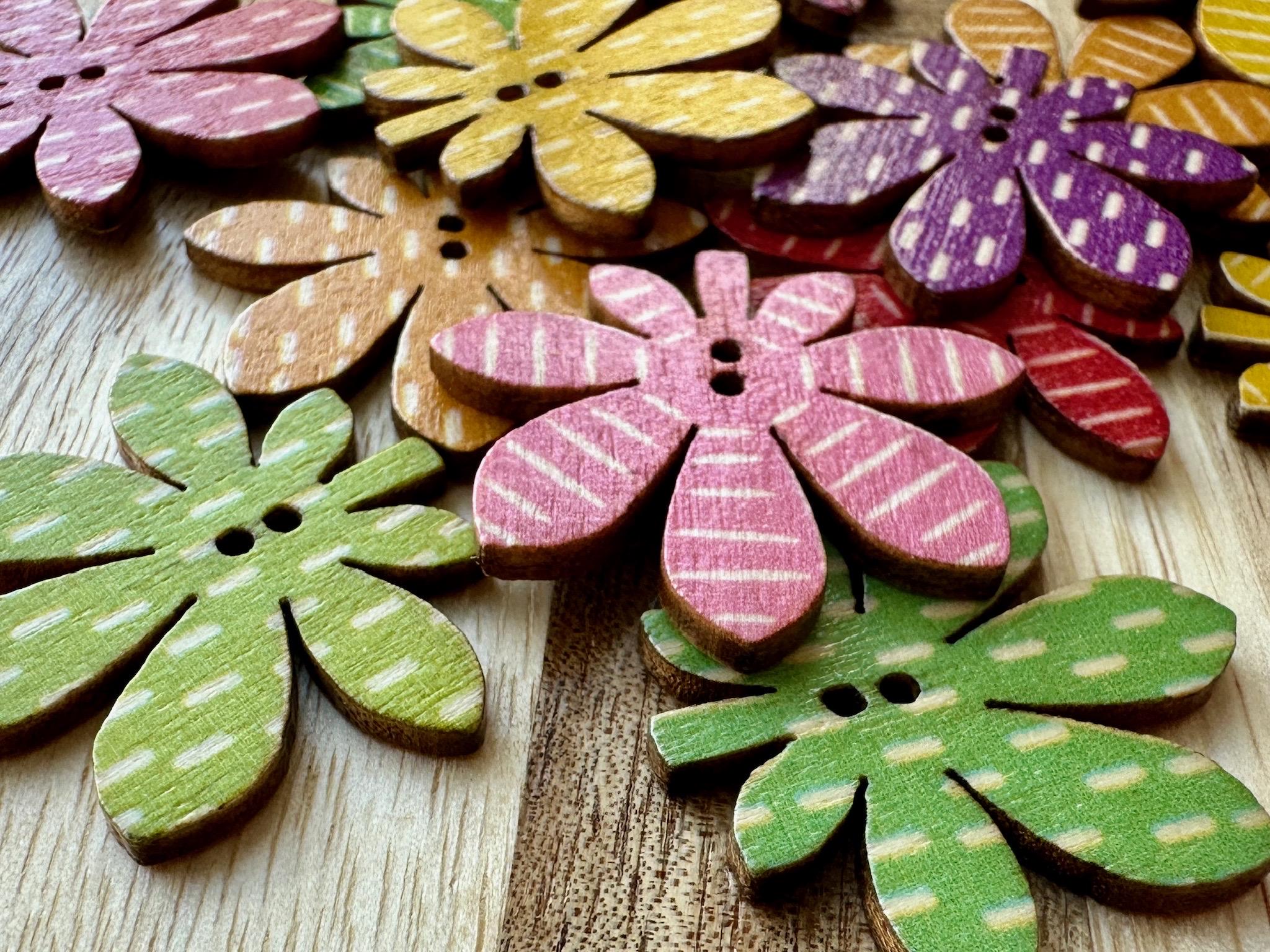 Assorted Leaf Buddy Shape Wood Buttons 27x30mm Random Wooden Craft ...