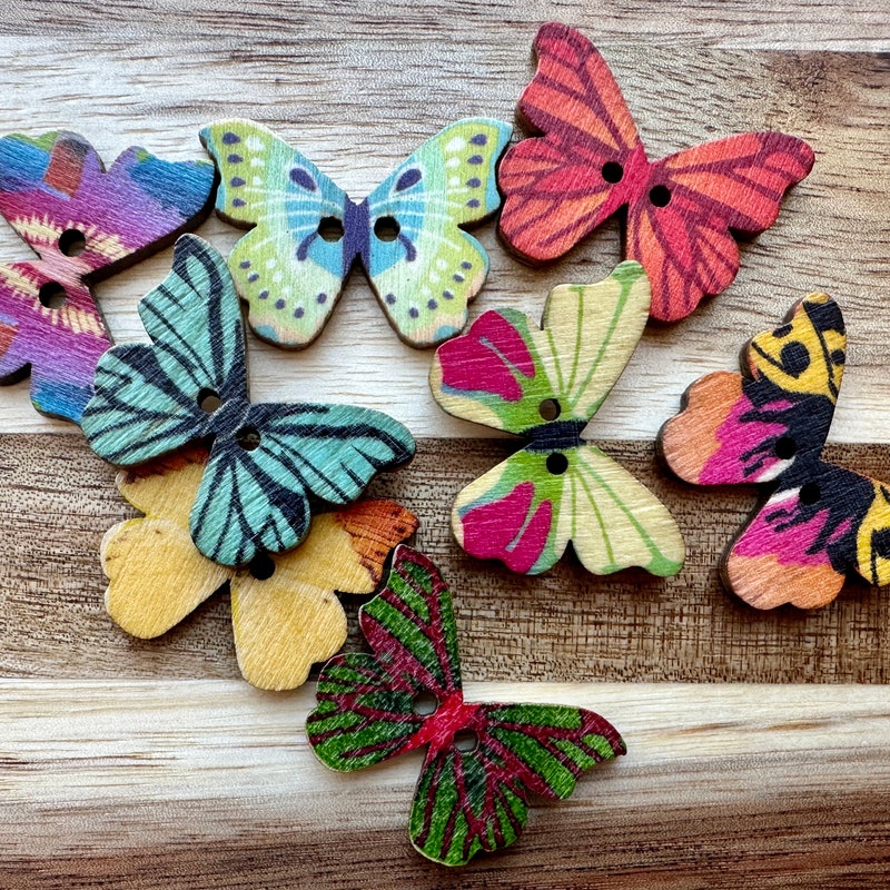 Random Sewing Buttons - Etsy