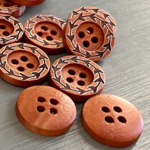 Arrows Maple Wood Brown Buttons 15mm 4 Eye (6 Piece Set) - Etsy