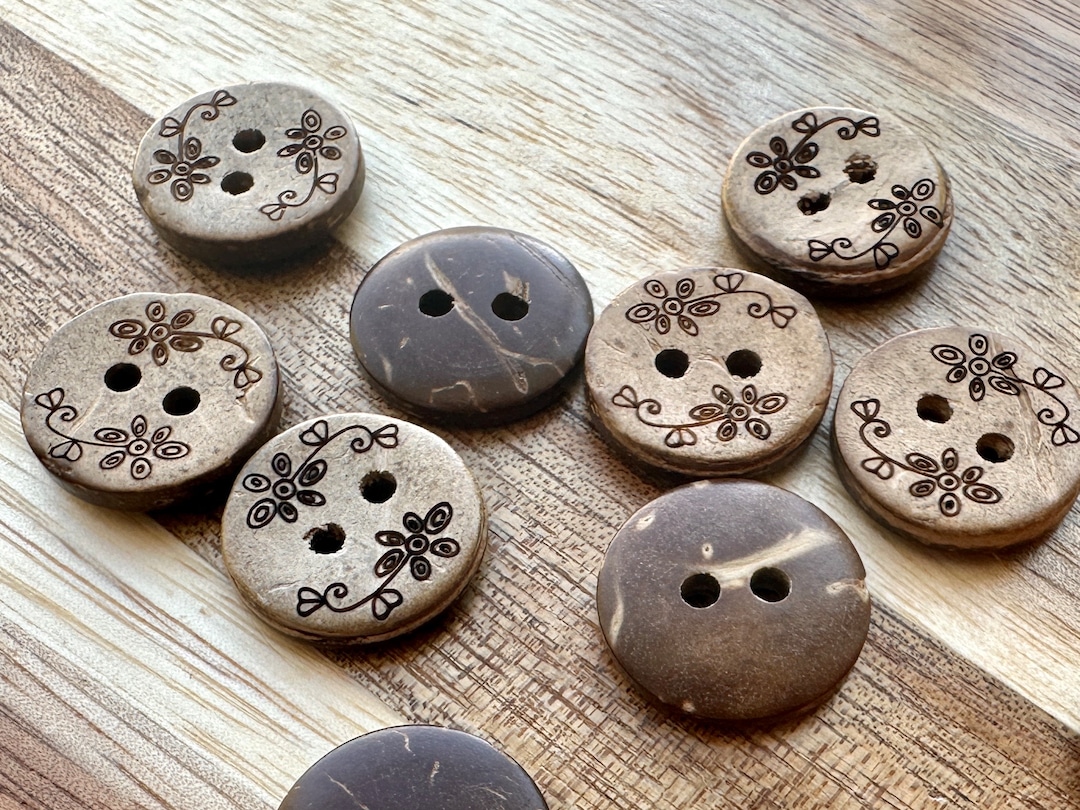 Petite Vine Coconut Buttons 10 Pieces 10mm Floral Fasteners for ...