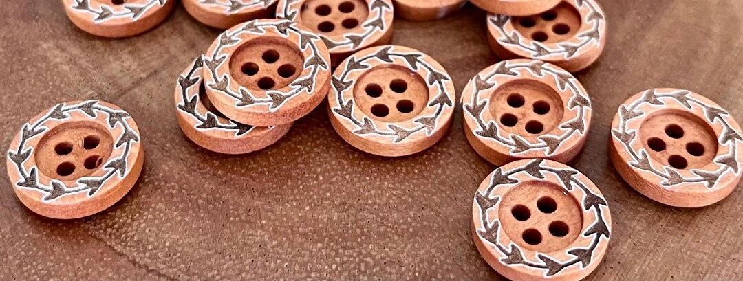 Arrows Maple Wood Brown Buttons 15mm Wood Minimalist Wooden Fasteners ...