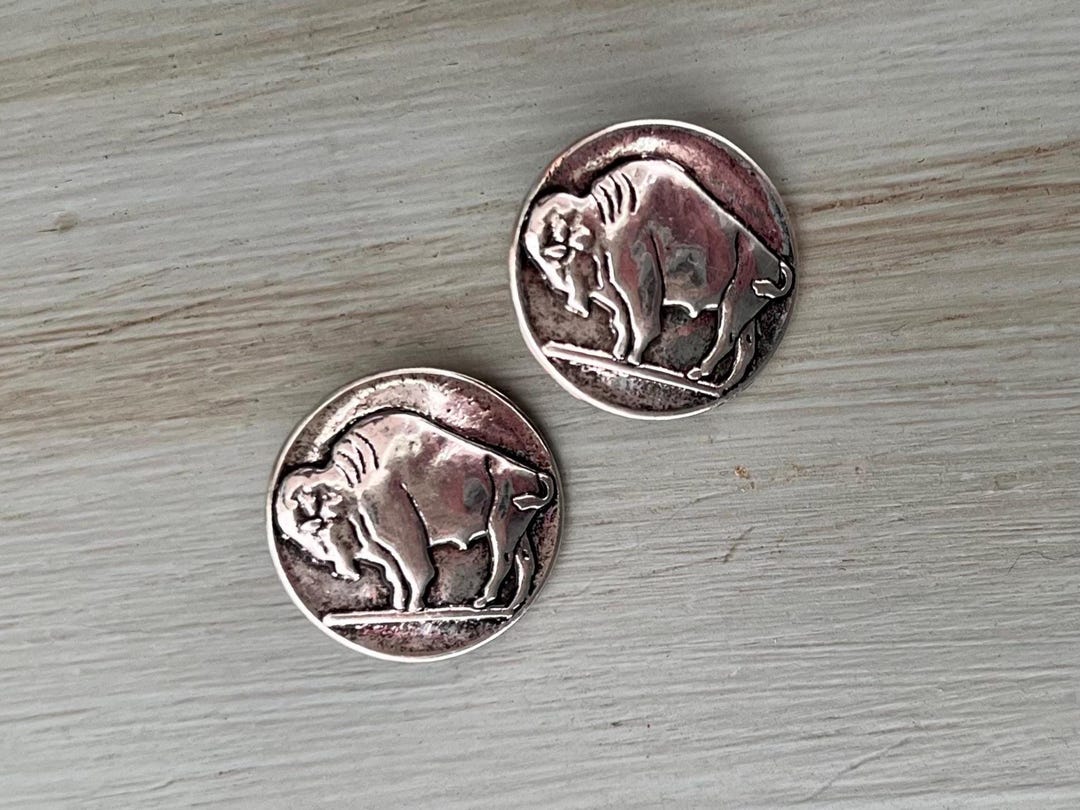 Silver Buffalo Shank Button 21mm Metal Celestial Exotic Herd Button ...