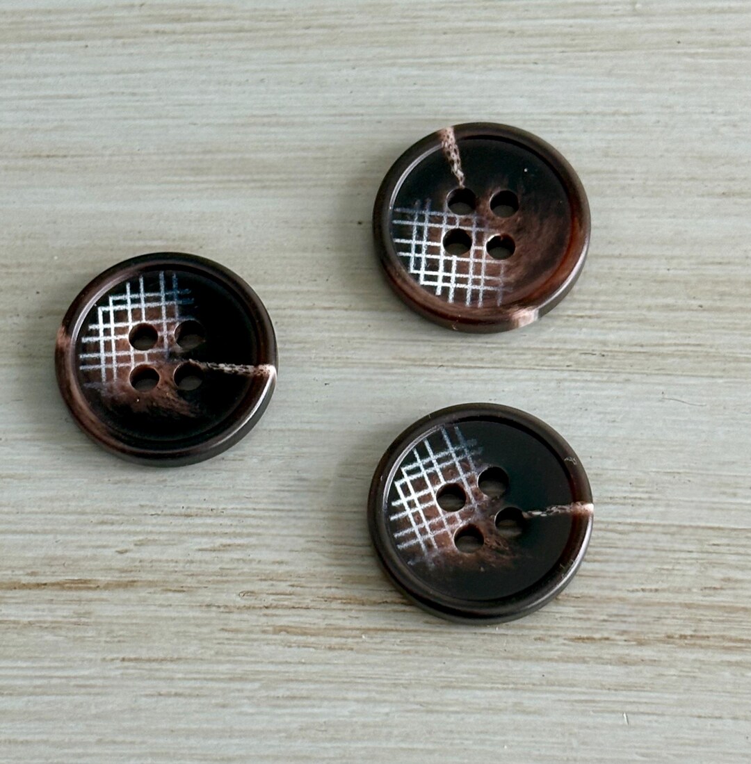 Rich Brown Double Sided Plaid Accent Buttons 18mm Resin 4 Eye Fasteners ...