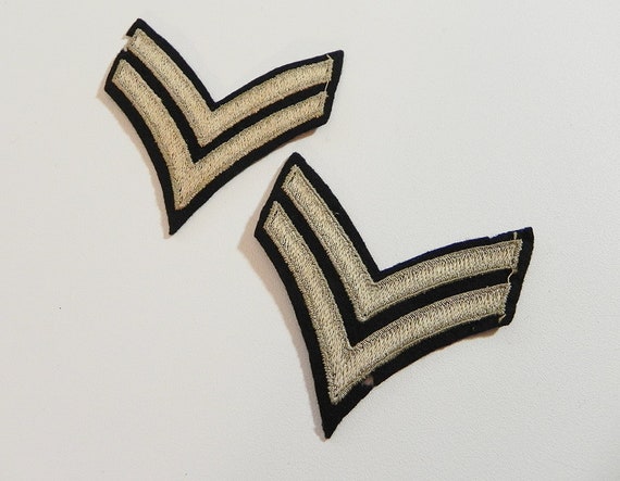 Memorabilia Collectibles Two WW2 Corporal Rank Uniform Chevrons etna.com.pe