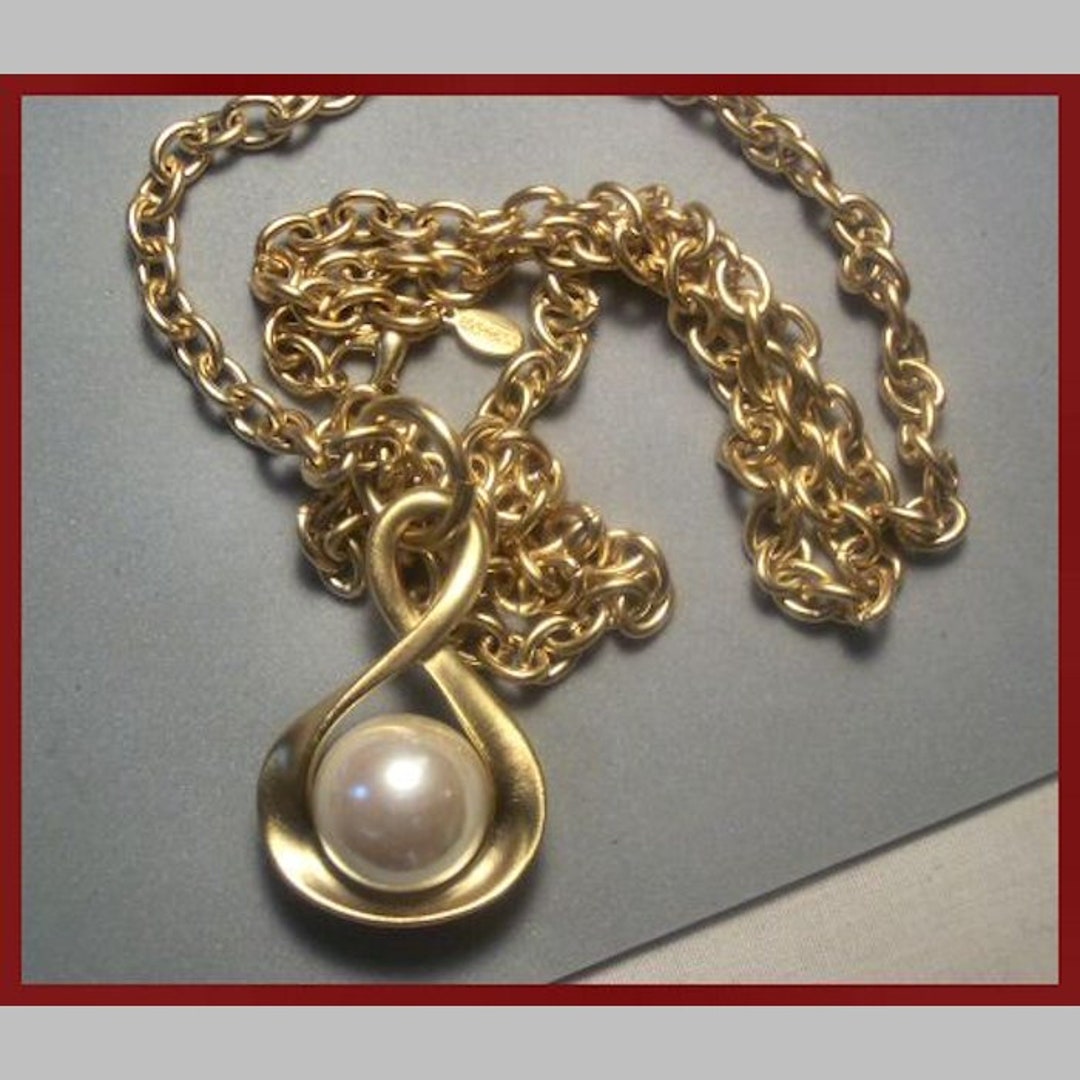 Long Vintage Bold Express Necklace Bold Pendant - Etsy