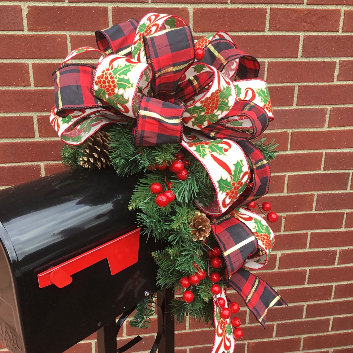 Mailbox Decoration~mailbox Topper~mailbox Christmas Swag~mailbox ...