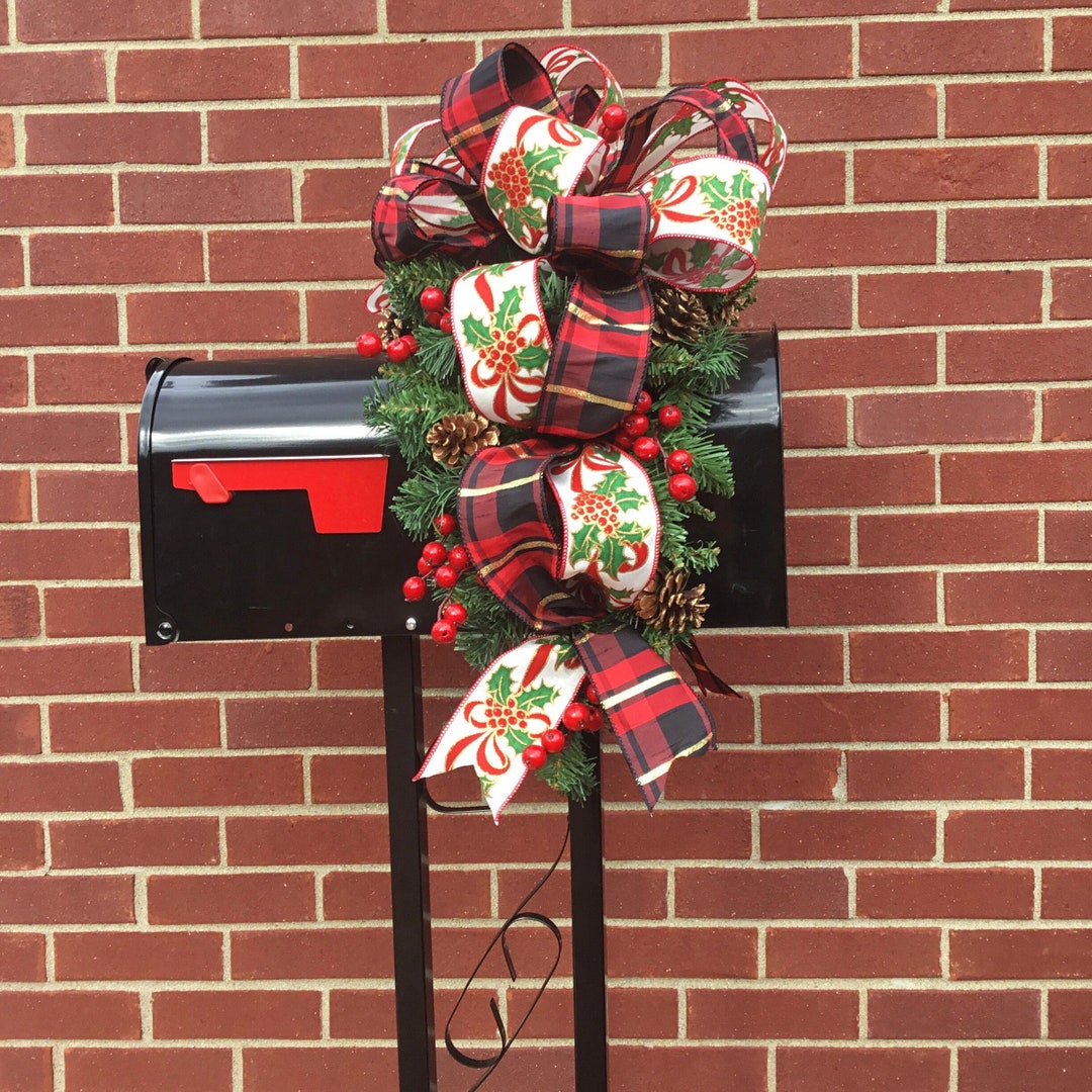 Mailbox Decoration~mailbox Topper~mailbox Christmas Swag~mailbox ...