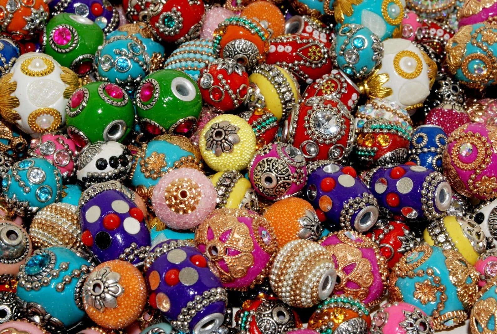 New 20 Piece Jesse James Fancy Boho Indonesian Beads 12mm | Etsy