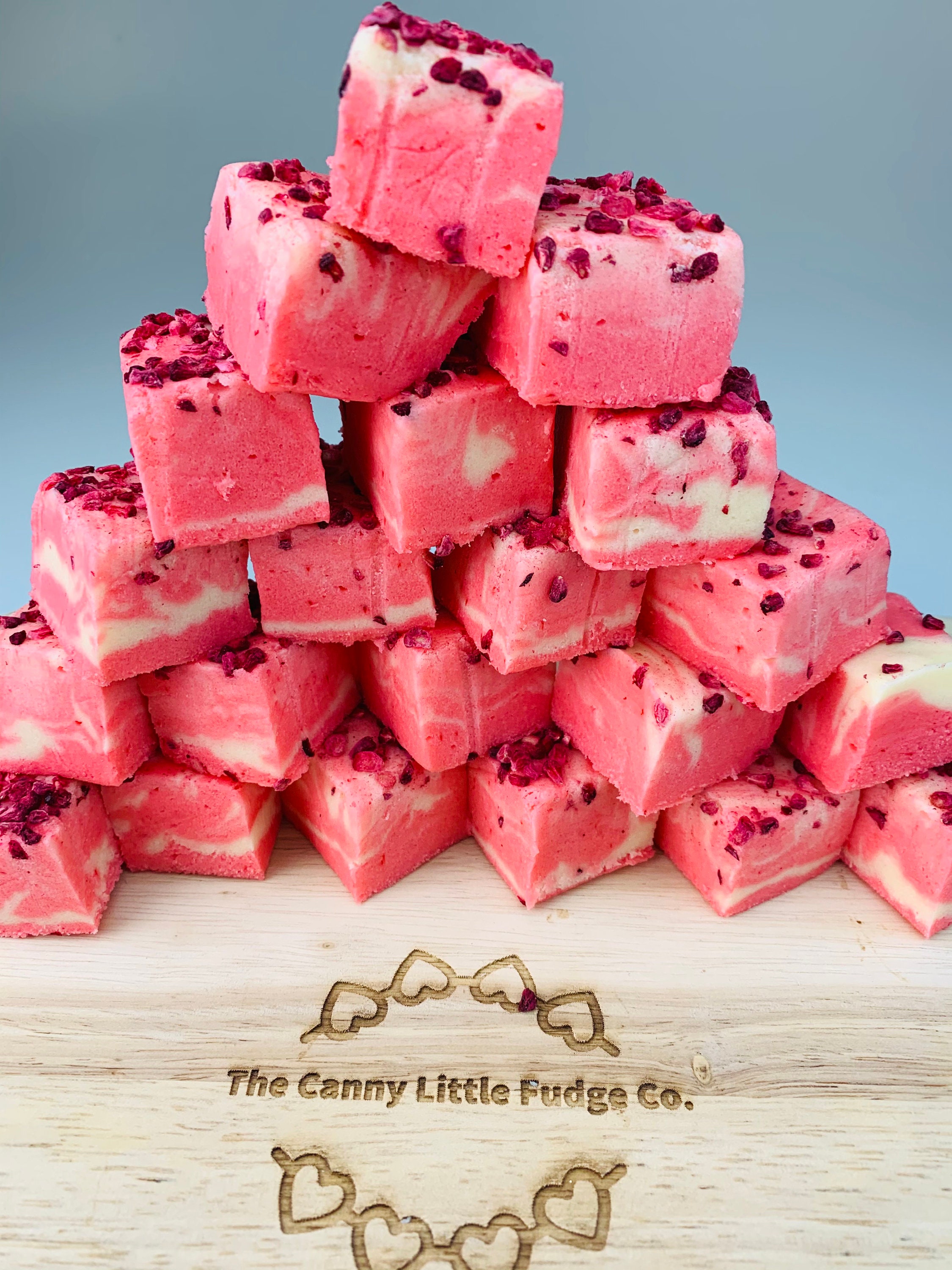 Raspberry Ripple Fudge A medida Fudges Fresh Fudges Sweet | Etsy