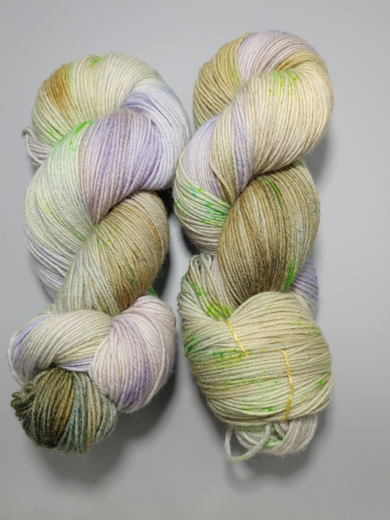 Hand Dyed Wool / Knitting and Crochet Wool / Indie Dyed Yarn - Etsy