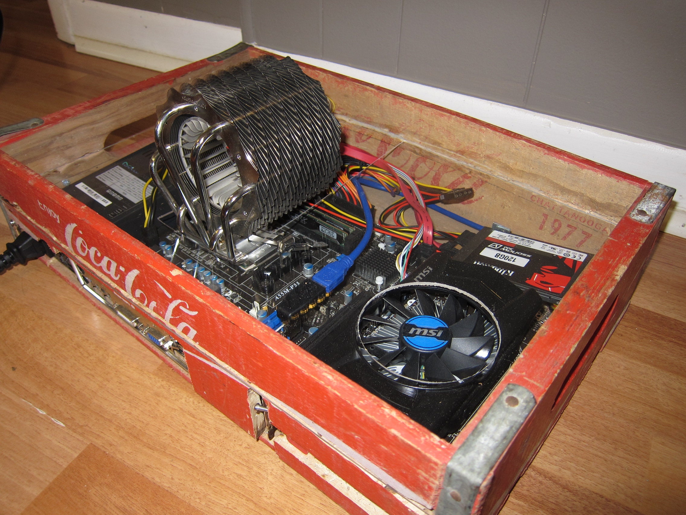 Coca-cola Crate Computer Mod, 2.8ghz Quad, 16GM DDR3 VLP, 120 GB SSD ...