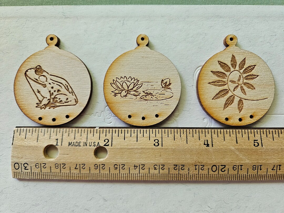 Twelve Nature Tokens Gift Set: Acorn, Tree, Fox, Fern, Lily Pad, Frog ...