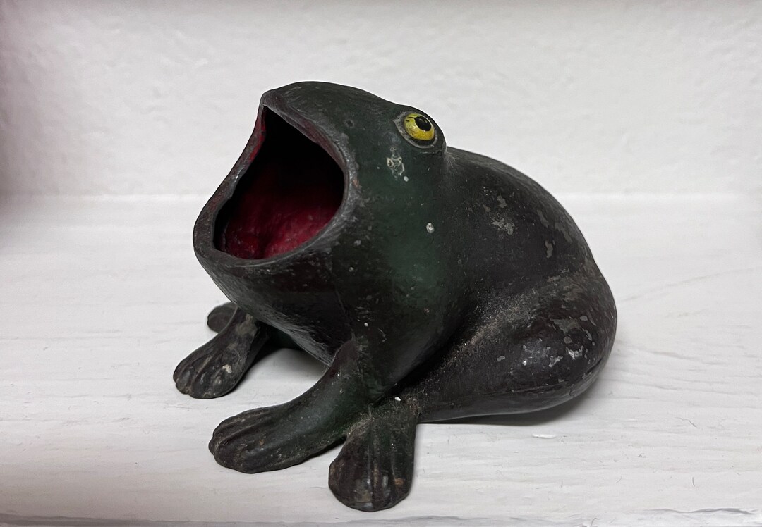 Antique Cast Metal Frog Ashtray: E & J Bass Co, 1920 - Etsy