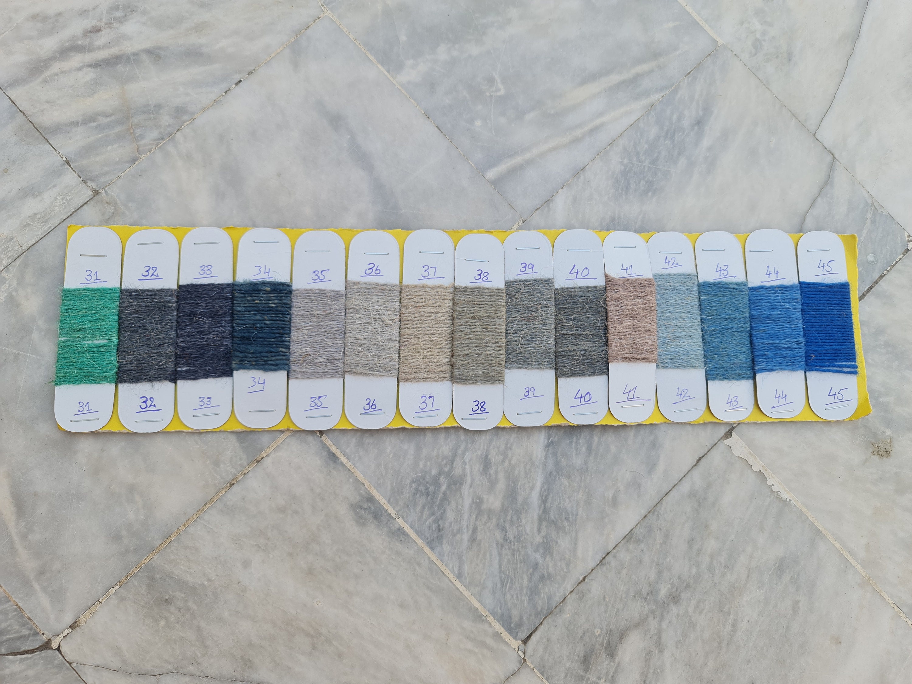 Custom Rug Color Chart Sample, Wool Color Samples, Personalized Rug ...