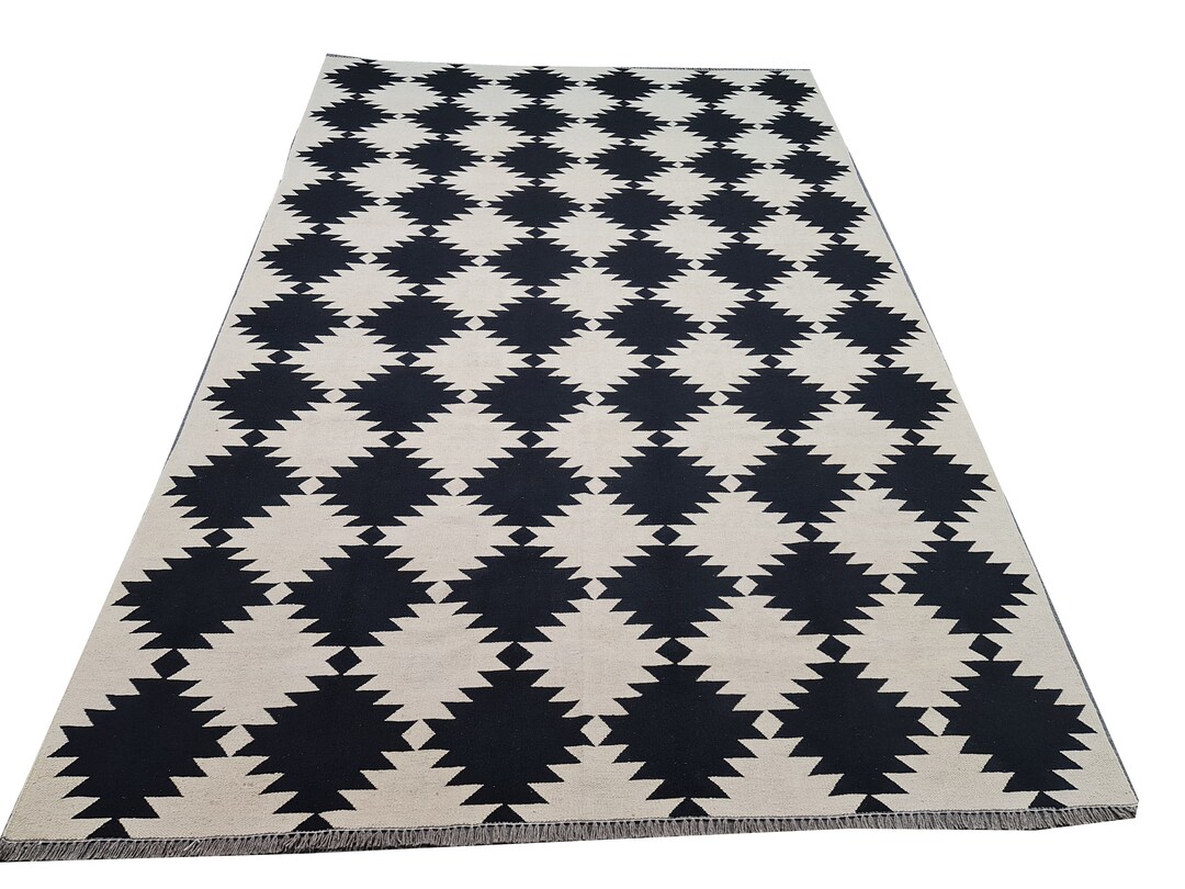 Black and White Geometric Rug, Geometric Design Rug, Custom Rug, Wool ...