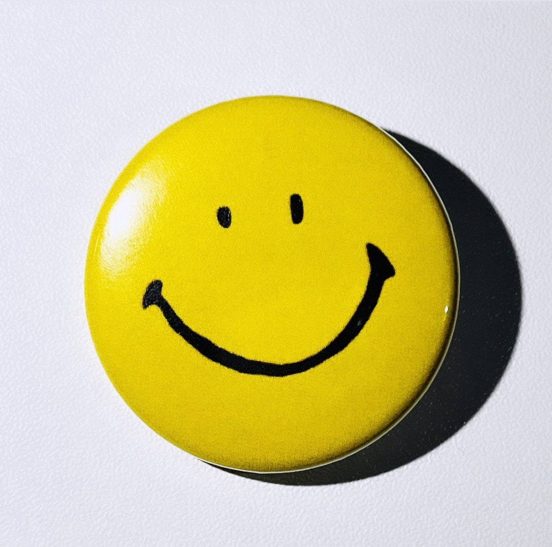Original RETRO HAPPY FACE 1.5 Pinback Button / Perfect Gift - Etsy