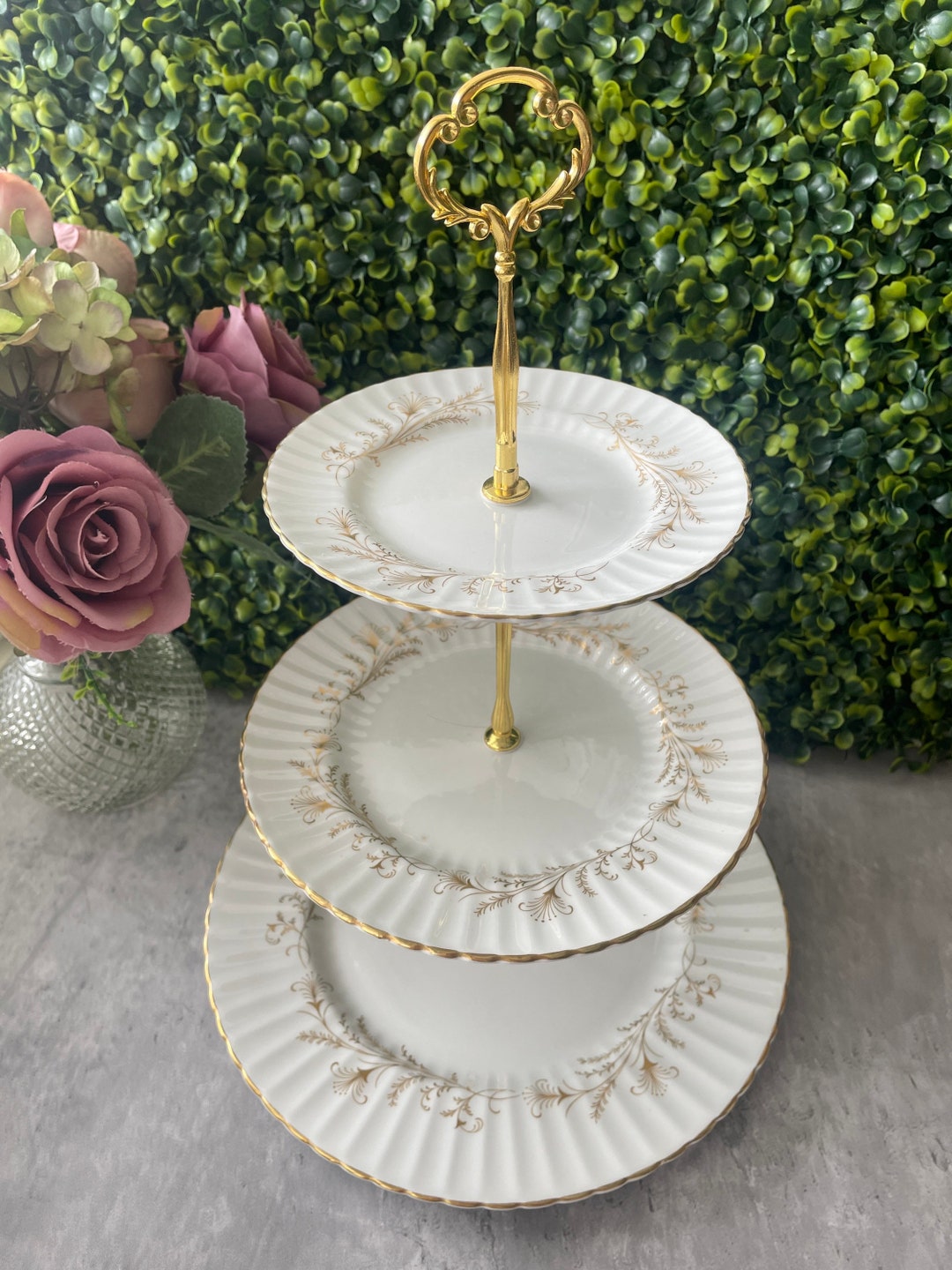 Paragon lafayette Cake Stand pure Elegance and Perfect for Vintage Tea ...