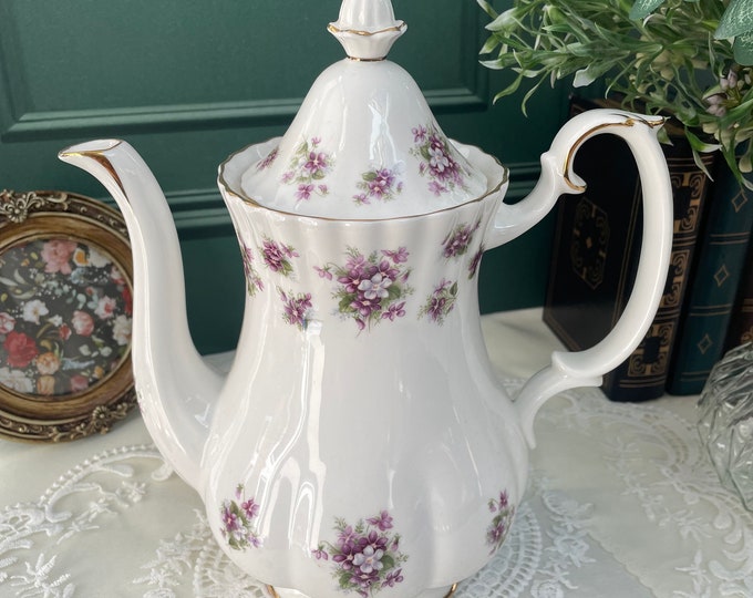 Royal Albert Coffee Pot Sweet Violets | 2.5pt Vintage Bone China Pot ...