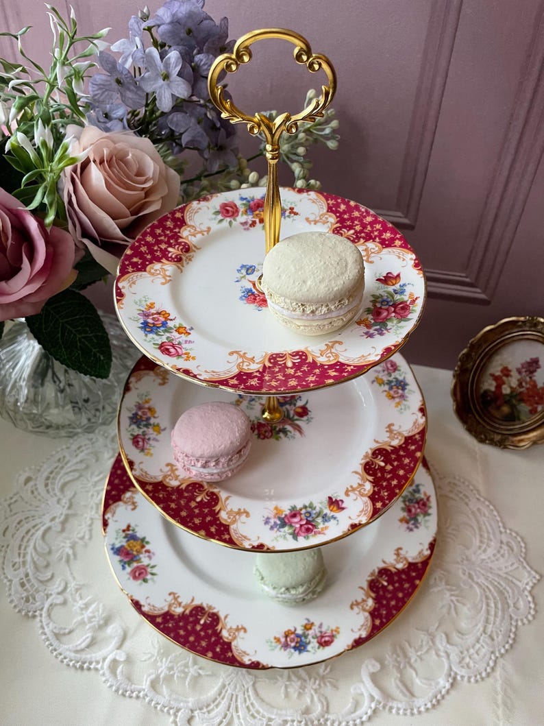 Paragon Cake Stand ‘rockingham Red’ 3 Tier Cake Stand ~ Beautiful ...