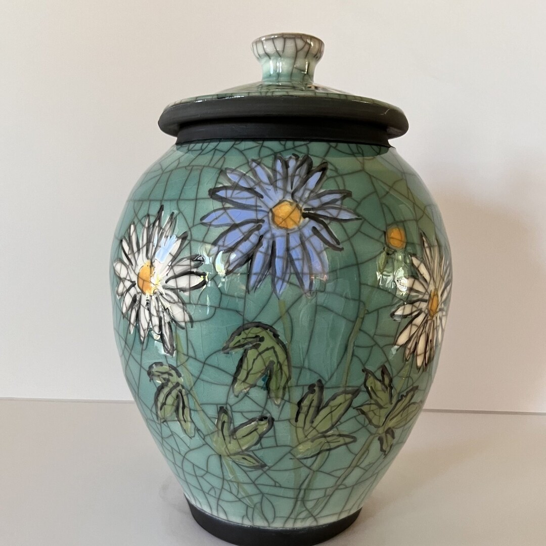 Daisy Urn for Adult-ceramic Large Size Handmade Urn With Daisy Flower ...