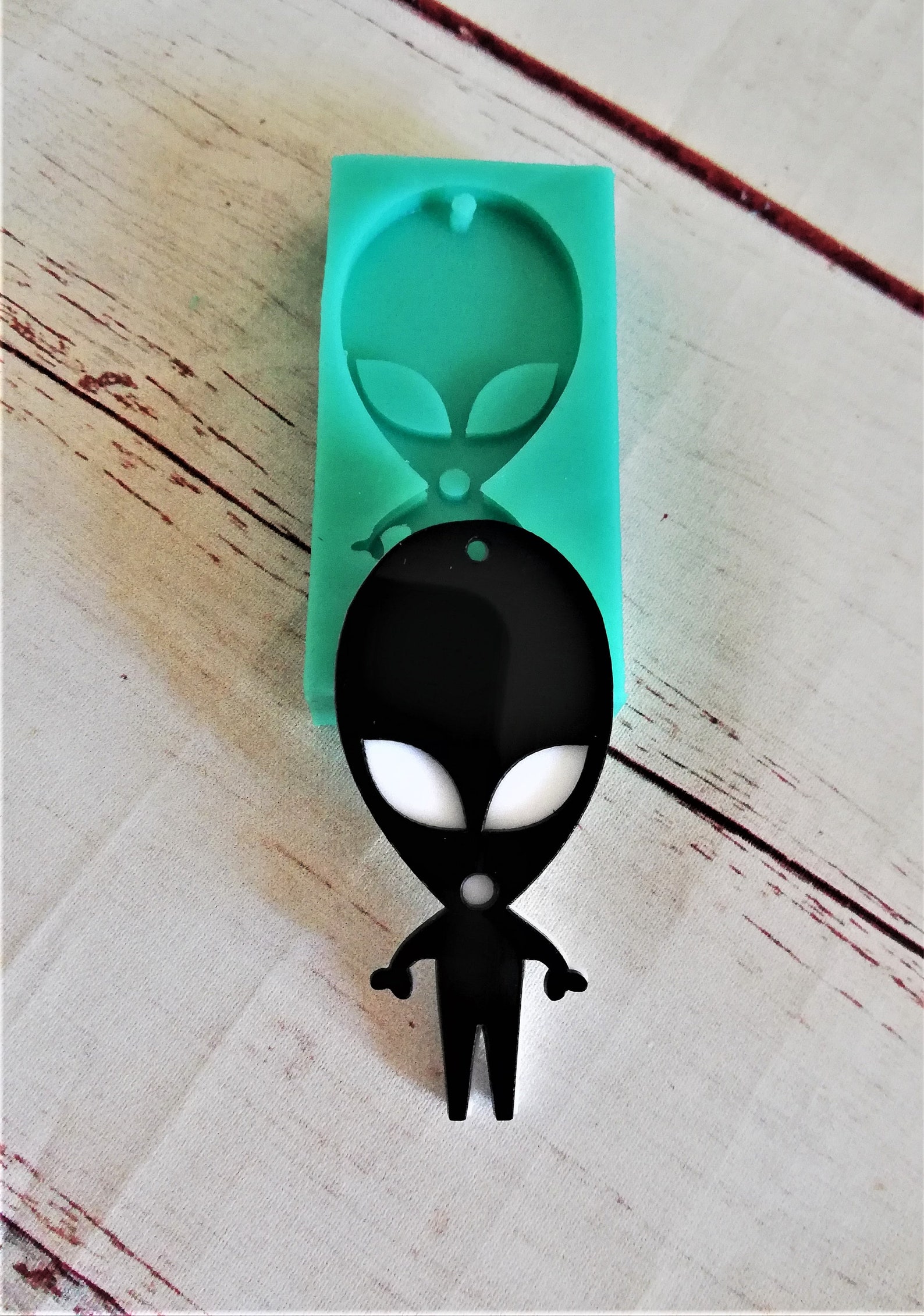 Alien silicone mold for resin and polymer clay creations | Etsy