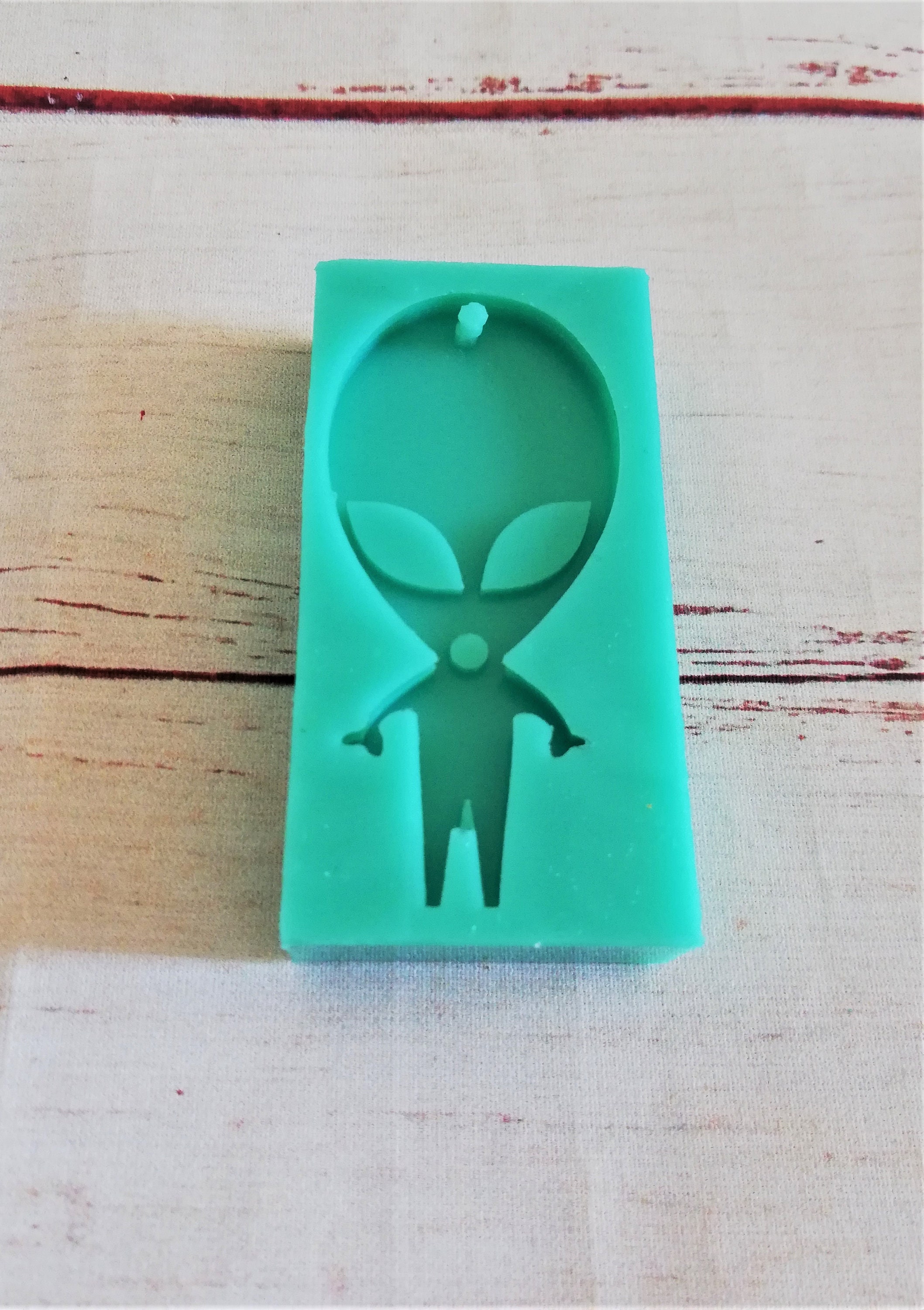 Alien Silicone Mold for Resin and Polymer Clay Creations - Etsy