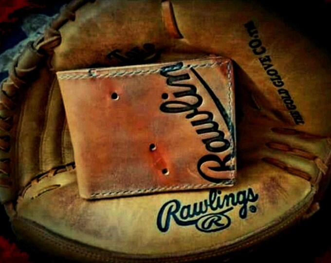 Wilson Bifold Wallet - Etsy