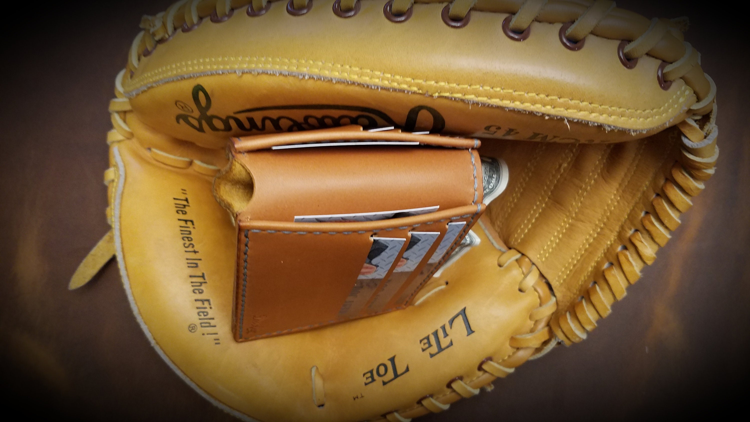 Rawlings Catchers Mitt Bi-fold Wallet-made to Order - Etsy