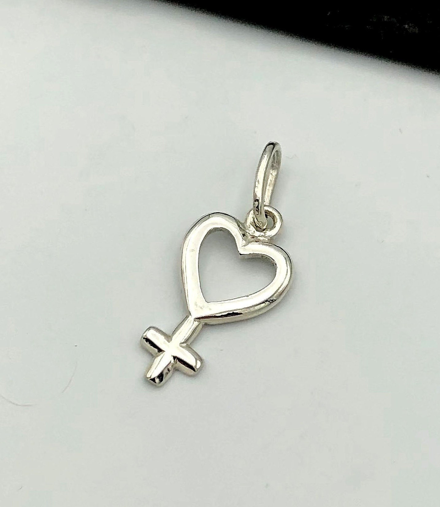 Female Symbol Necklace, Venus Symbol Necklace, Woman Symbol Charm ...