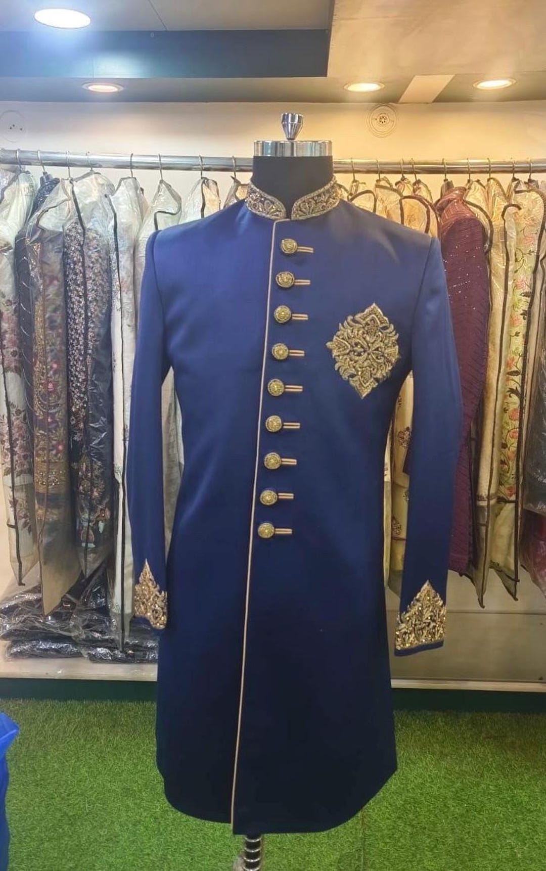 Men's Luxurious Wedding Suit and Party Wear Dress . Indian Handmade ...