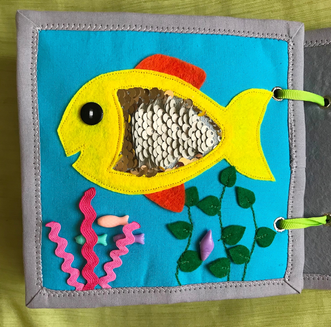 Mini libro sensorial para niños pequeños Libro ocupado de tela - Etsy ...