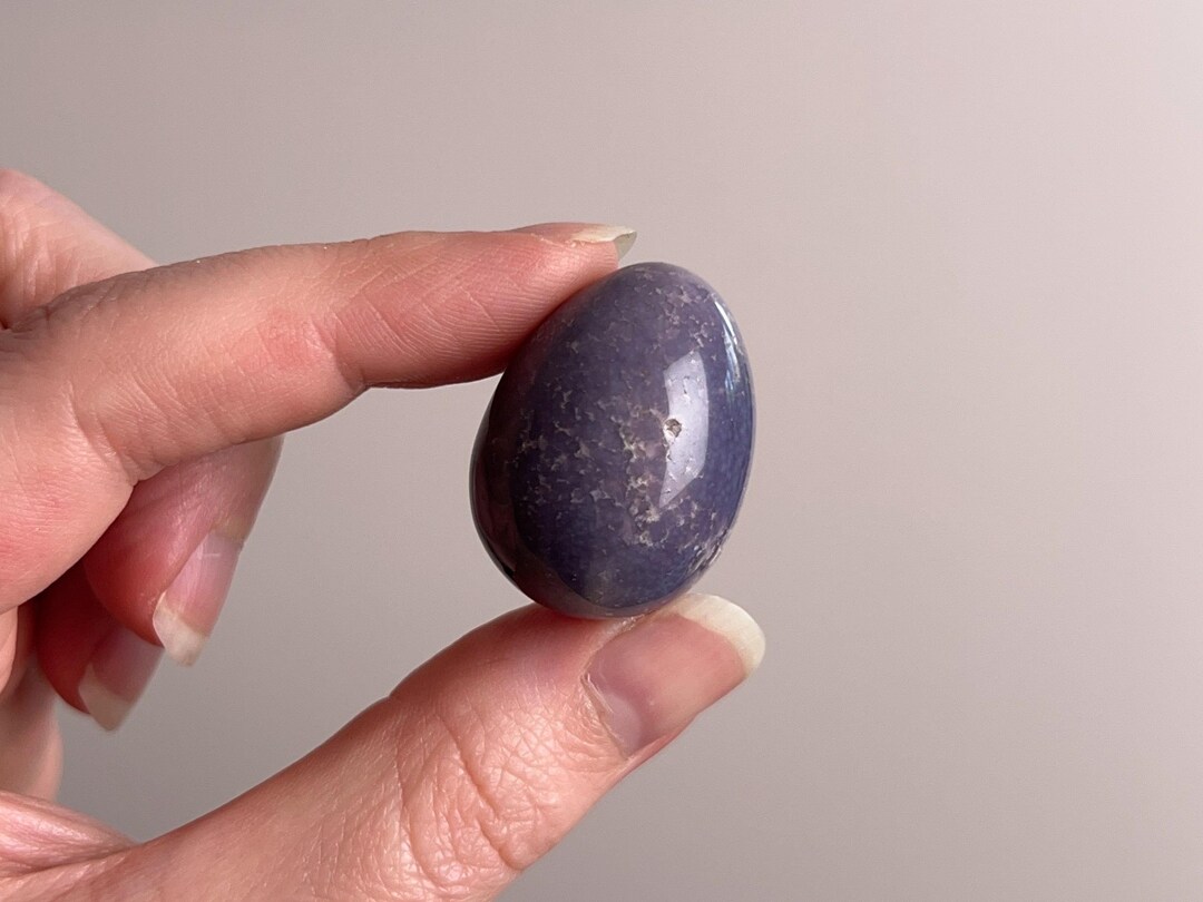 Grape Agate Egg | Purple Botryoidal Chalcedony Crystal Egg - Etsy