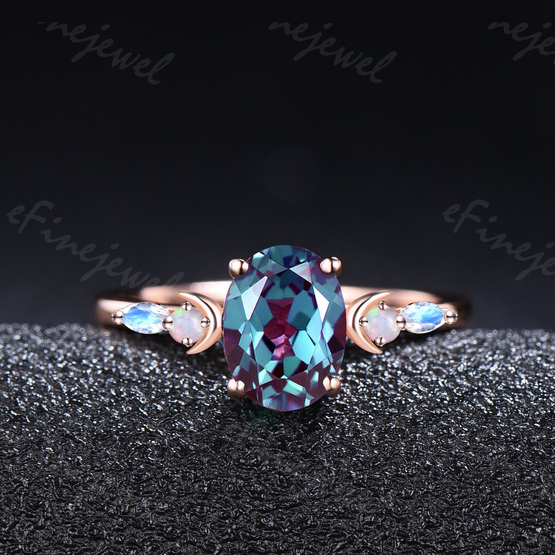 Vintage Moon Alexandrite Engagement Ring Unique Color Change Stone Ring ...