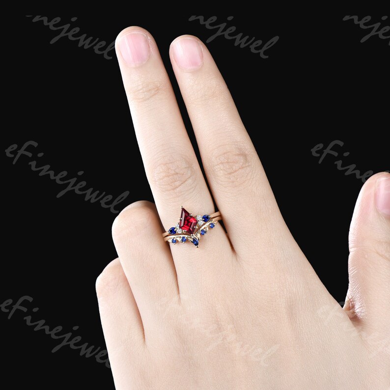 Kite Ruby Engagement Ring Set: Lab Sapphire, Crystal Bridal Jewelry - Etsy